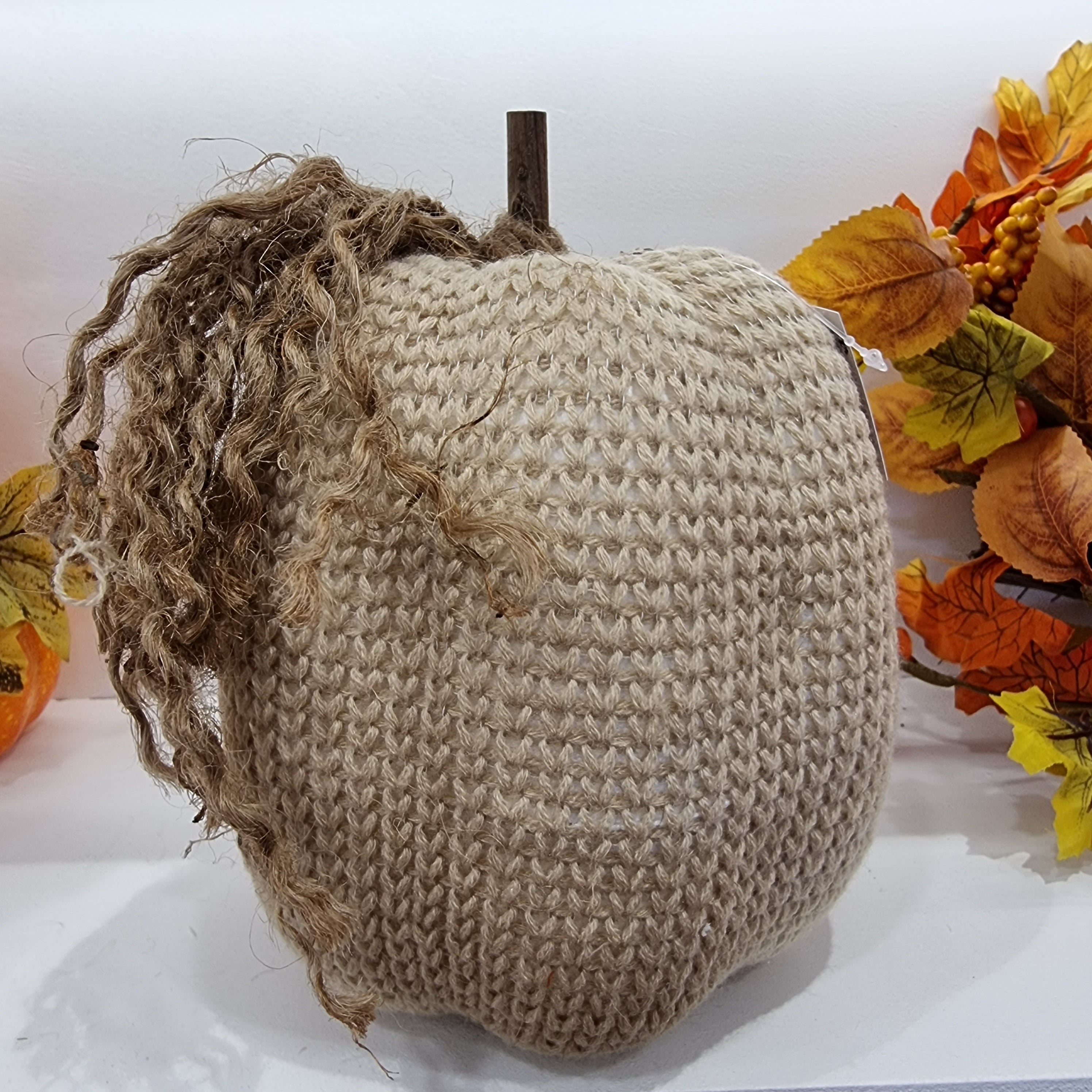Cream knitted pumpkin tall 31197 – NORA & KATIE